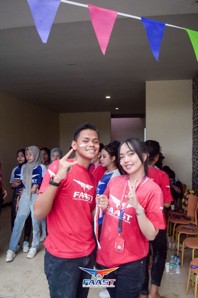 Semarak Kemerdekaan di FAAST Penerbangan : Lomba Meriah Merajut ...