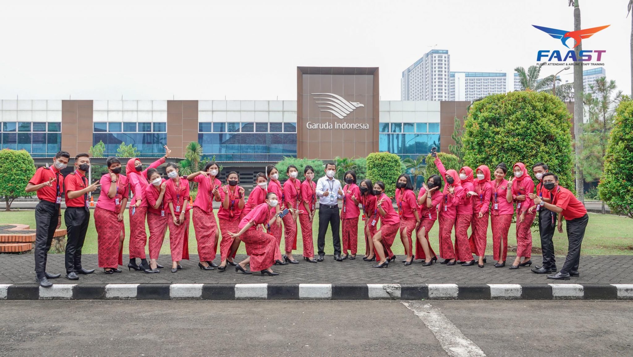 Emergency Drill FAAST Penerbangan di Garuda Indonesia Training Center ...